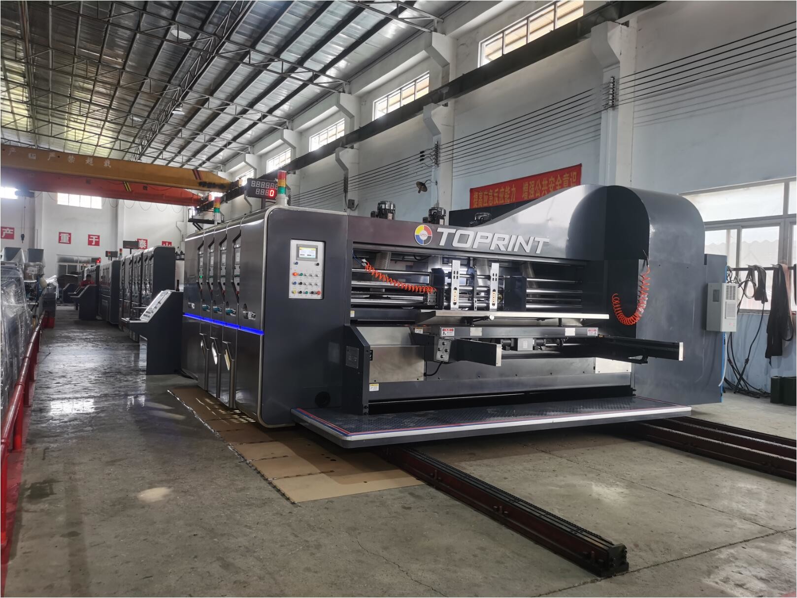 กล่องกระดาษอัตโนมัติ RDC Flex เครื่องตัดแบบโรตารี่พร้อมเครื่องสั่น ...